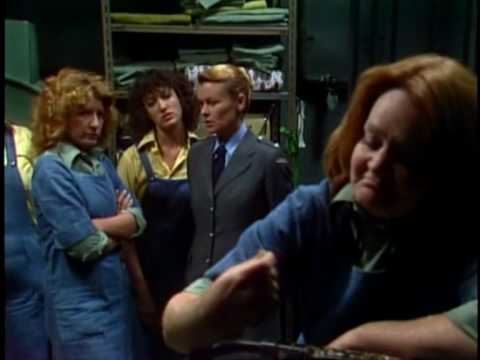 Prisoner Cell Block H: Bea is back - YouTube