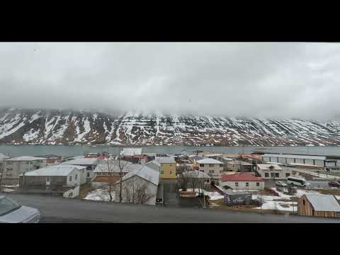 Iceland: 50 seconds of how the weather changes in 5 Hours