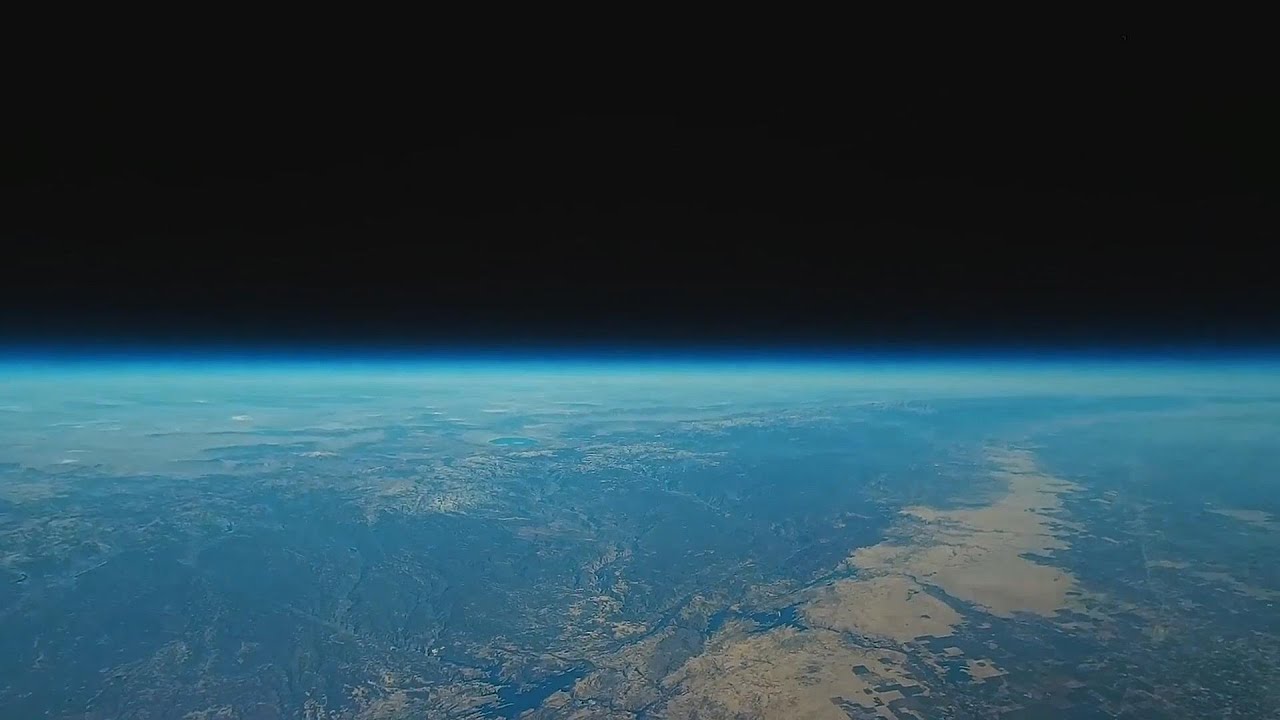 Flat Earth High Altitude Balloon on 35 Km / HQ / :) - YouTube