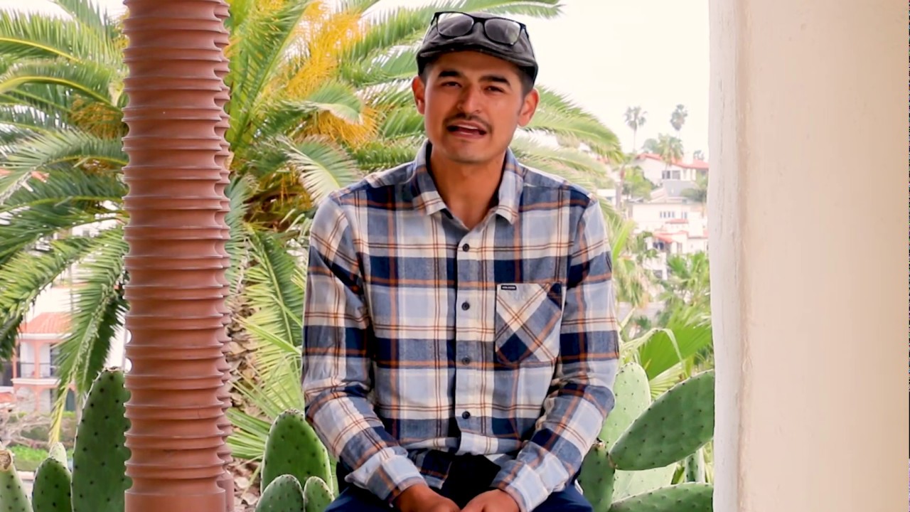 Captivated By...Levi Ponce, international muralist (Part 3) - YouTube