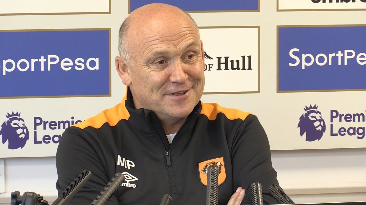 Mike Phelan Full Pre-Match Press Conference - Hull v Manchester United ...