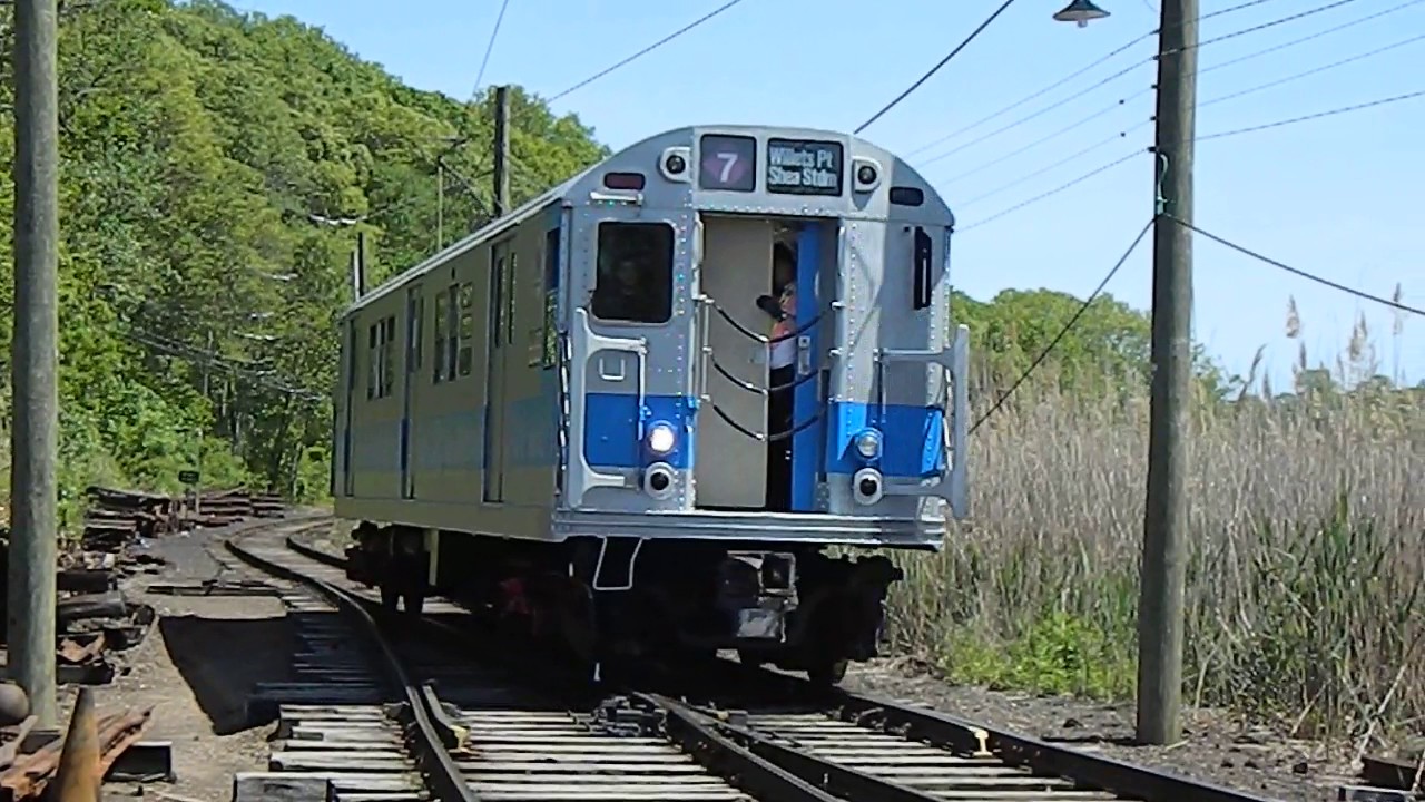 R17 6688 repainted in MTA silver and blue scheme - YouTube