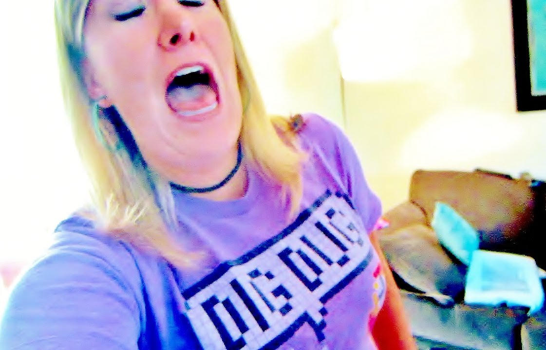 ROACH PRANK FAIL! ||764|| - YouTube