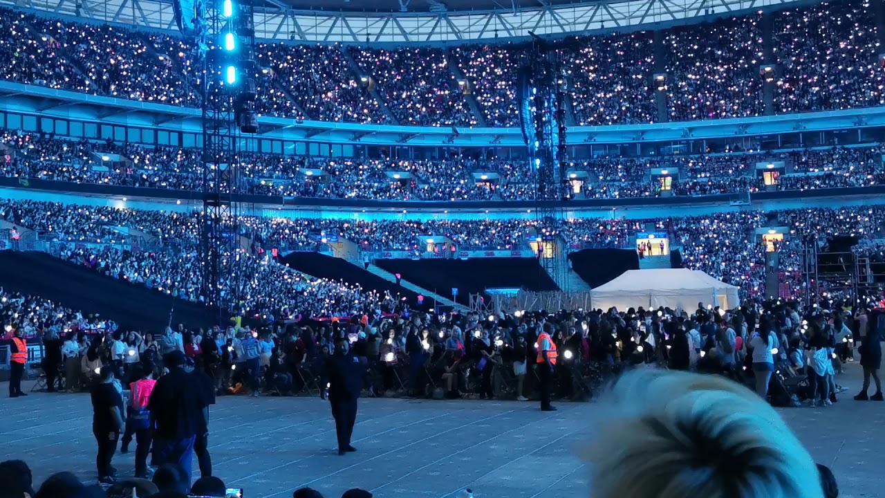 Army Bomb wave 1 - Wembley 2nd day - YouTube