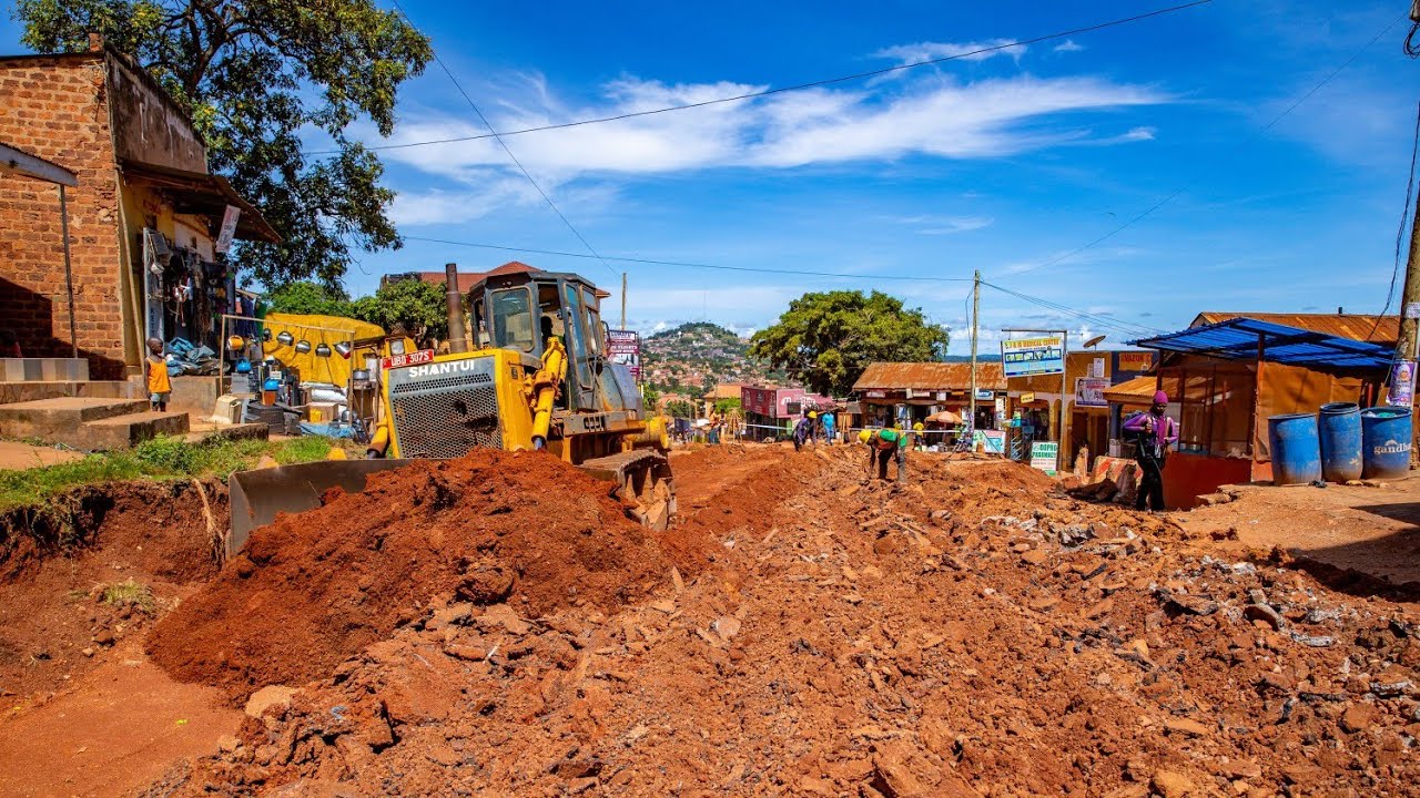 Construction Updates Of Ndeeba Suuna Road - YouTube