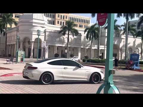 Sweet AMG Mercedes Benz C63 Heads Out