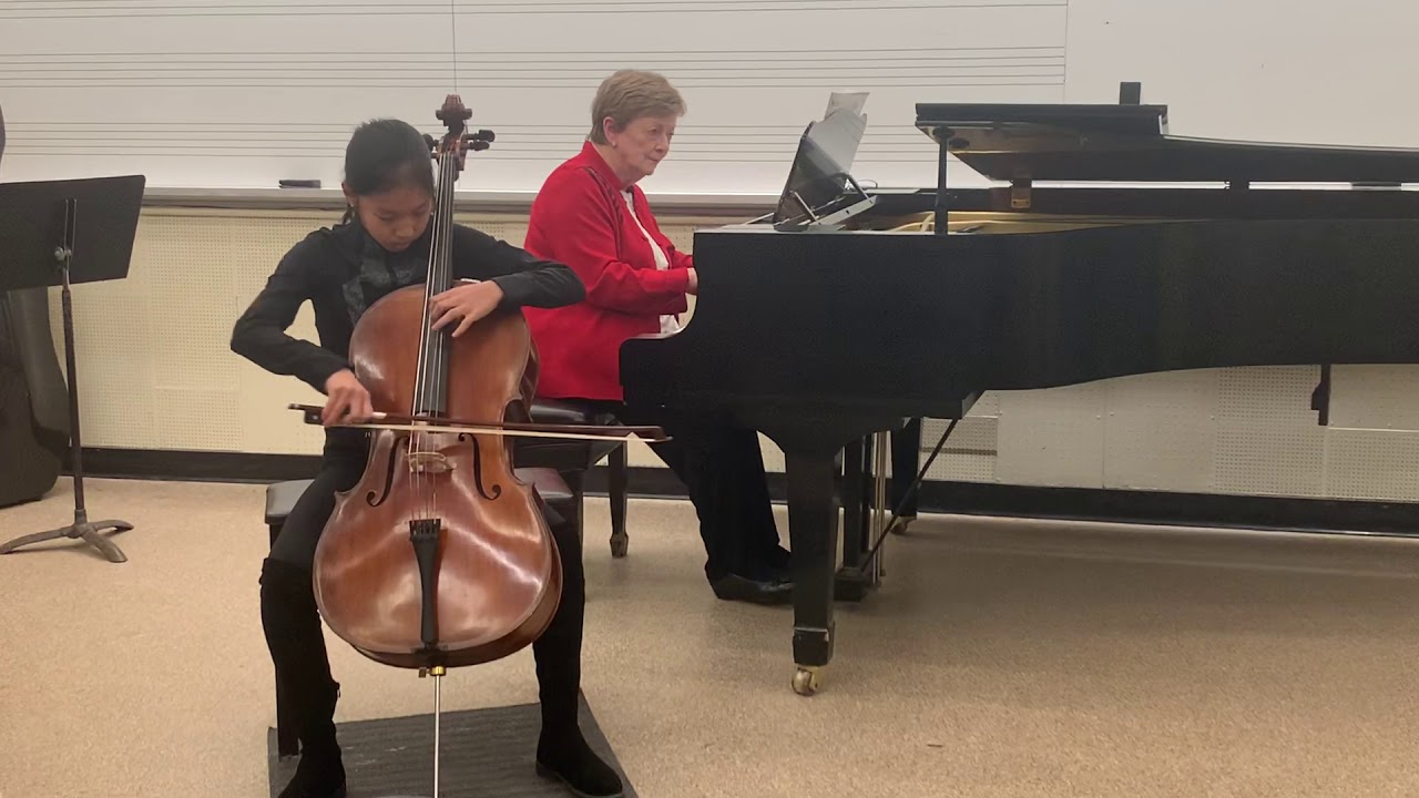 Popper Gavotte by Mia Wang, 11 years old - YouTube