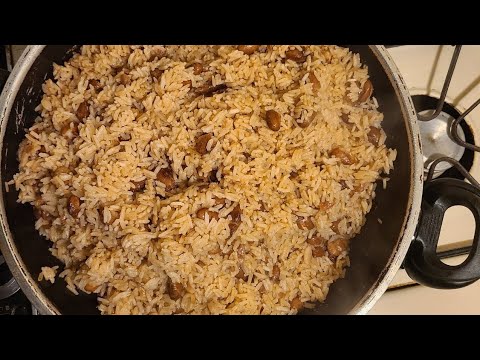 HAITIAN STYLE FOOD - HOW TO MAKE RICE AND BEAMS / DU RIZ KOLE AVEC POIS ...