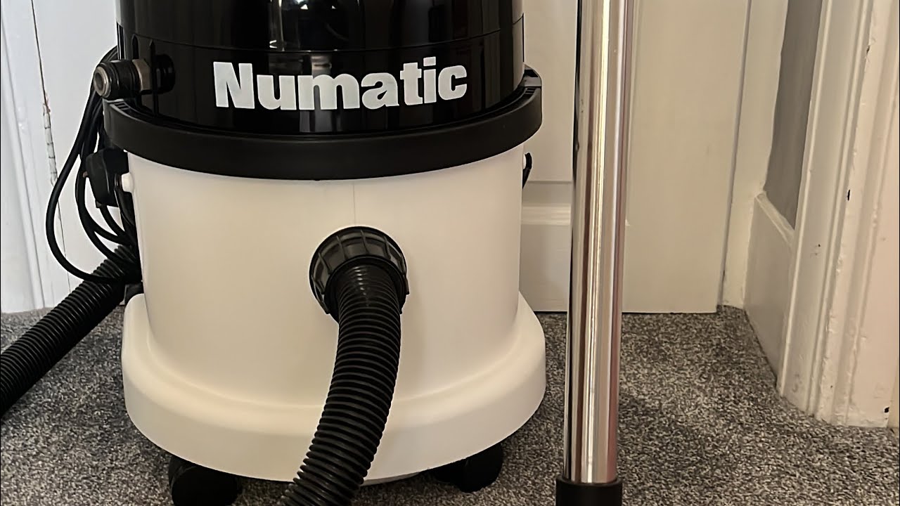 Rare 1992 numatic ct370 dry vacuuming - YouTube