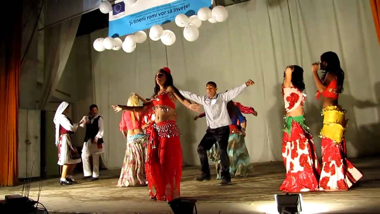 Carnavalul romilor, Tulcea, Concursul de Miss si Mister Carnaval, proba ...