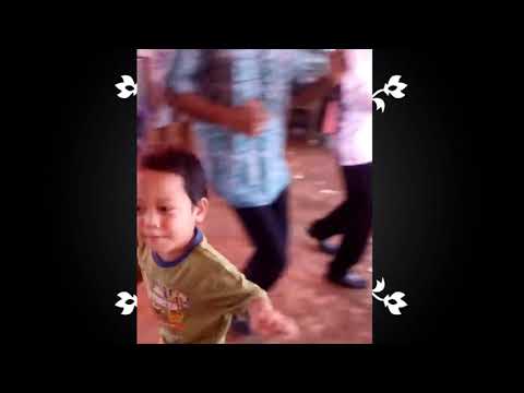 Seru-seruan.. Gagal fokus Pantat biduan kena tabok adek..