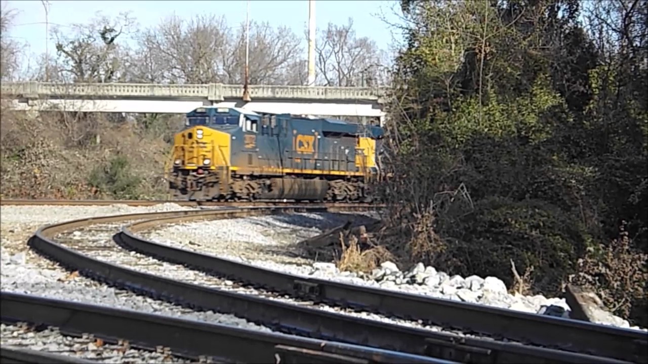 *Cool HornShow and a Smoky 250* [CSXT ES44AC 3072 with Slug Set] leads ...