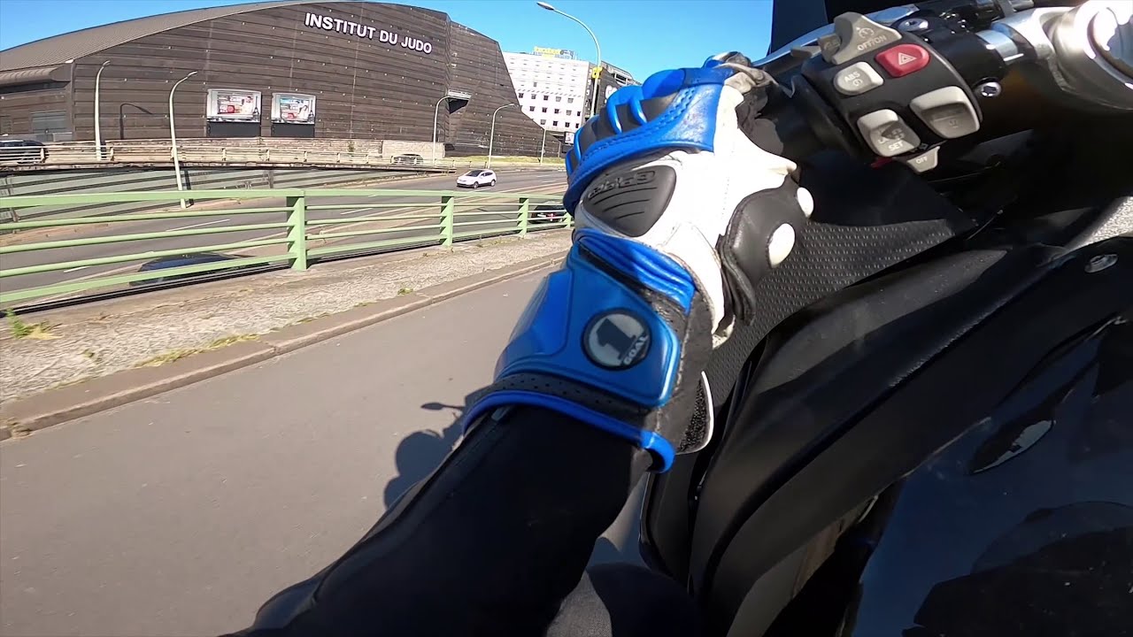 TOUNSI BIKER M'EMBARQUE EN MISSION..S1000RR WHEELING - YouTube