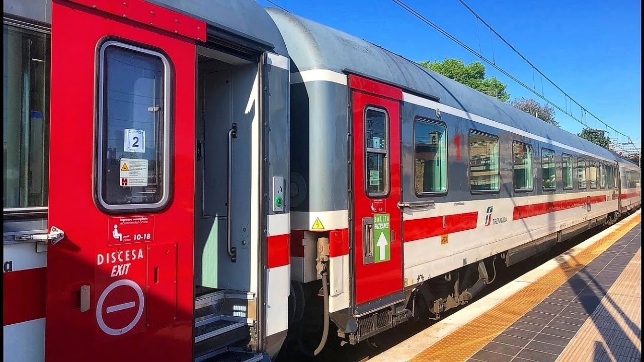 AMMODERNAMENTO PER LE CARROZZE INTERCITY DI TRENITALIA! - YouTube