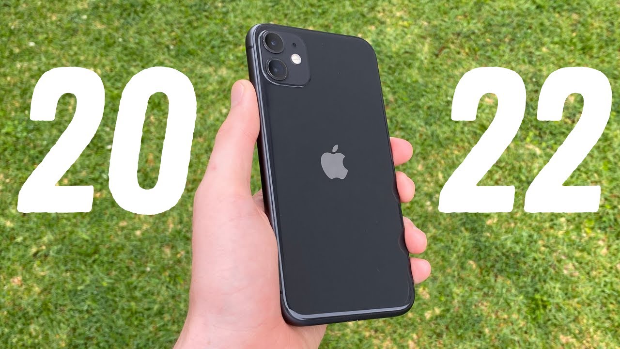iPhone 11 in 2022 Review - A Subtle Bargain - YouTube