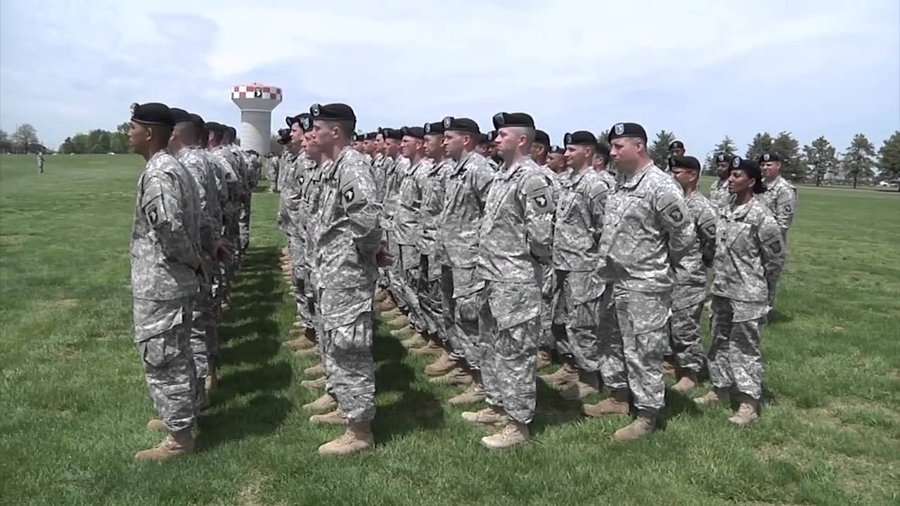 101st Airborne Division Currahees case colors at Fort Campbell but ...