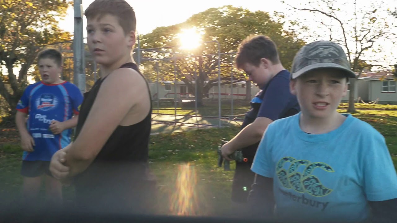 Hedge Hunters EP:1 Season:1 Part:1 - YouTube