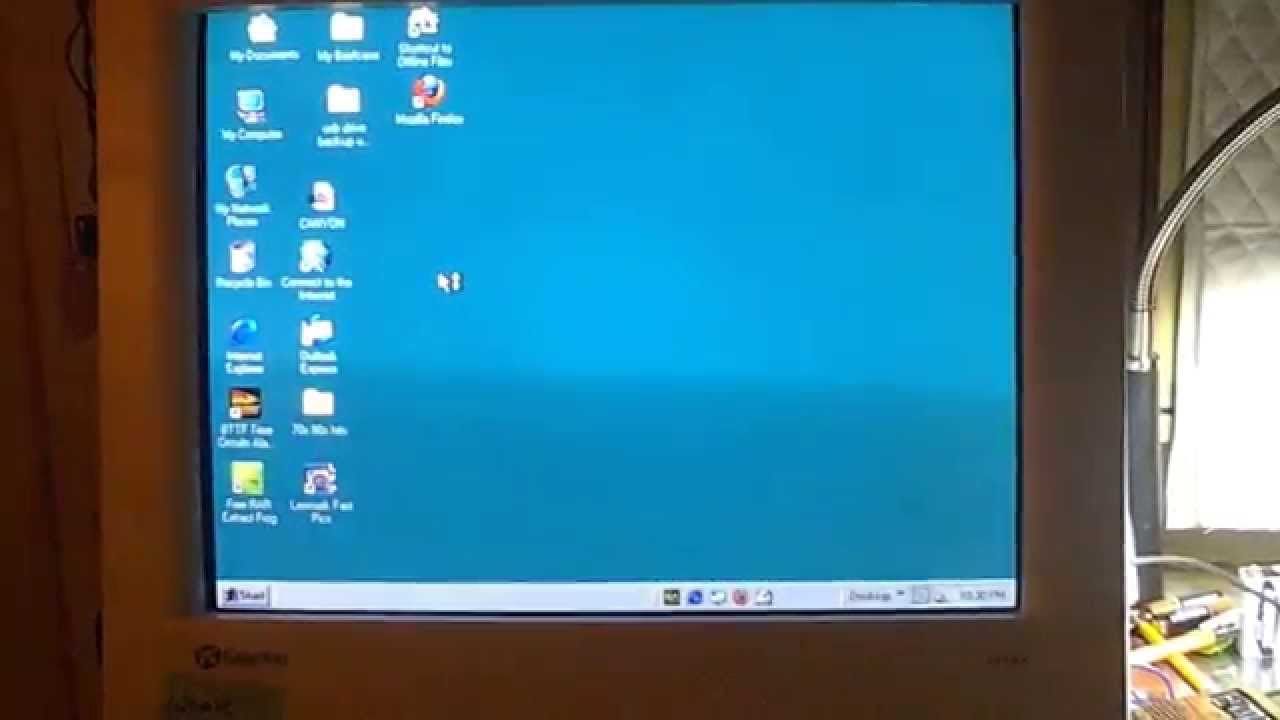 Windows 2000 Professional Startup and Shutdown - YouTube