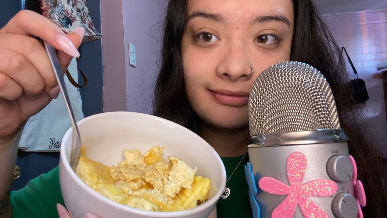 ASMR COMIENDO LECHE ASADA - YouTube