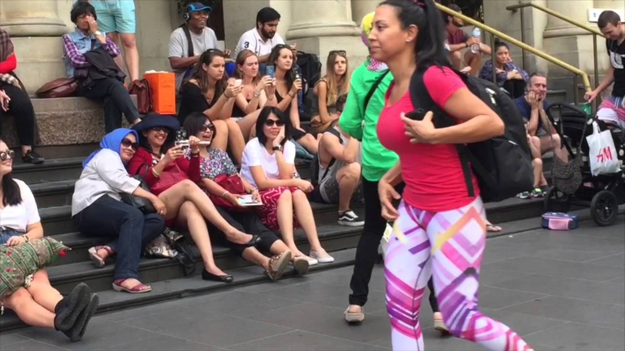 Muslim Girls Can Dance - YouTube