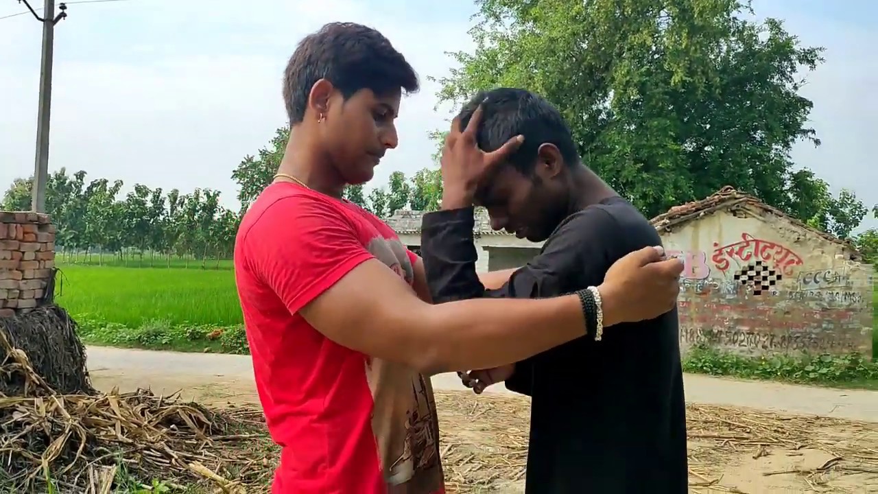 🙏MONU PANDEY का गरीब दोस्त श्रवण कुमार बना TIK 👉TOK 💪STAR..2019 SHORT ...