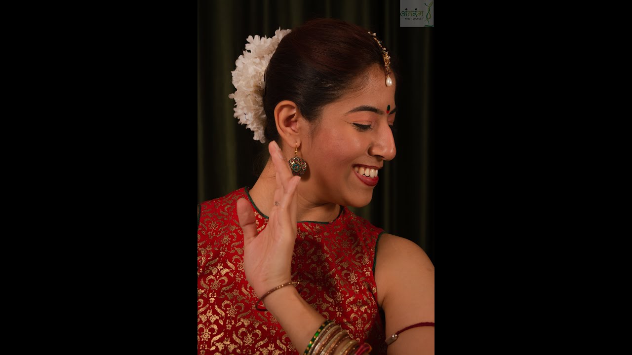 Fagun Ayo Re- ft Mrunmayee Maya Kulkarni (Dance- Folk) - YouTube