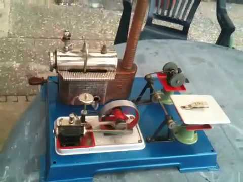 Wilesco d101 - YouTube