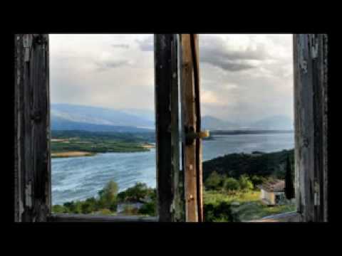 απο το παραθυρο σου- Αλεκα Μαβιλη - YouTube