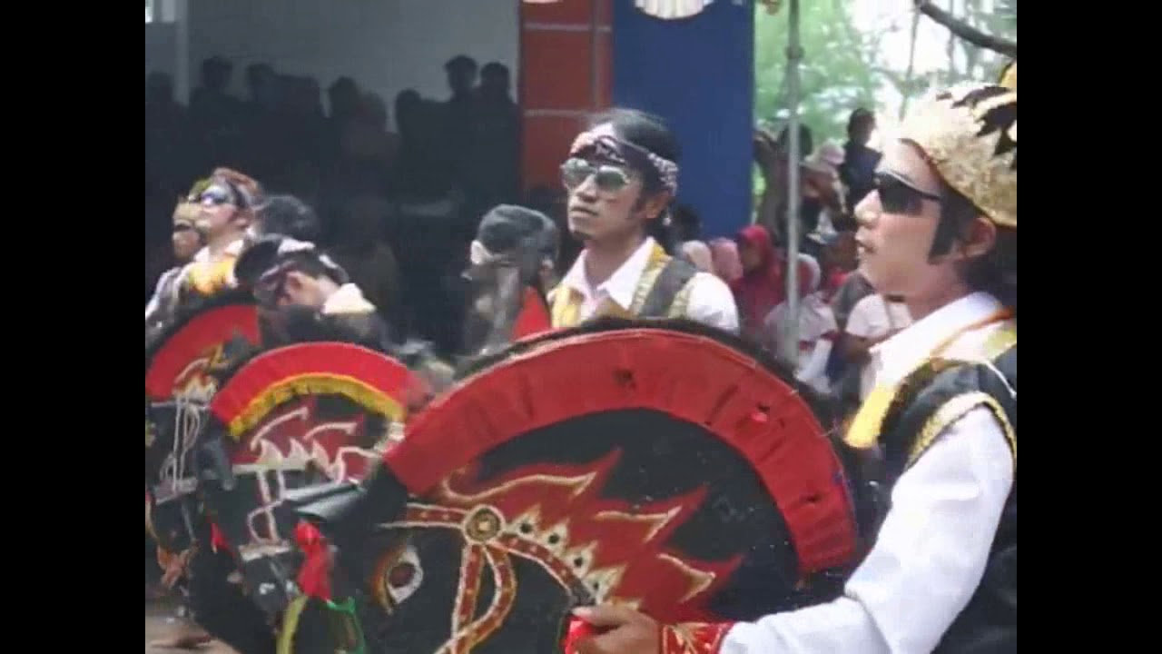 Jathilan Pongjir Kelasik Jaran Sembrani Kleyodan Gadingsari Sanden ...