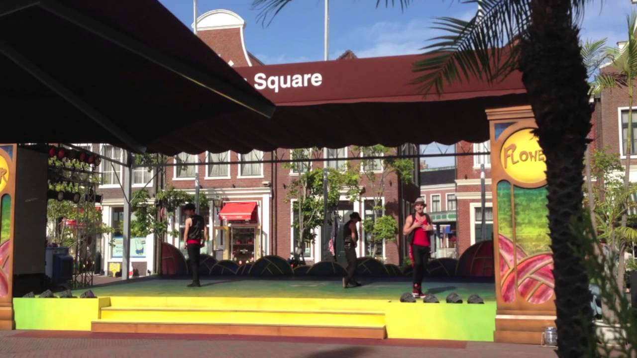 I Want It That Way - Matthew Checketts - Huis Ten Bosch Japan 2013 ...