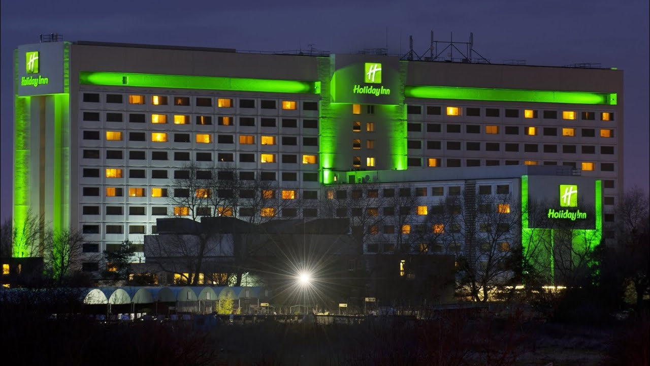 Heating on blast at the holiday inn - YouTube