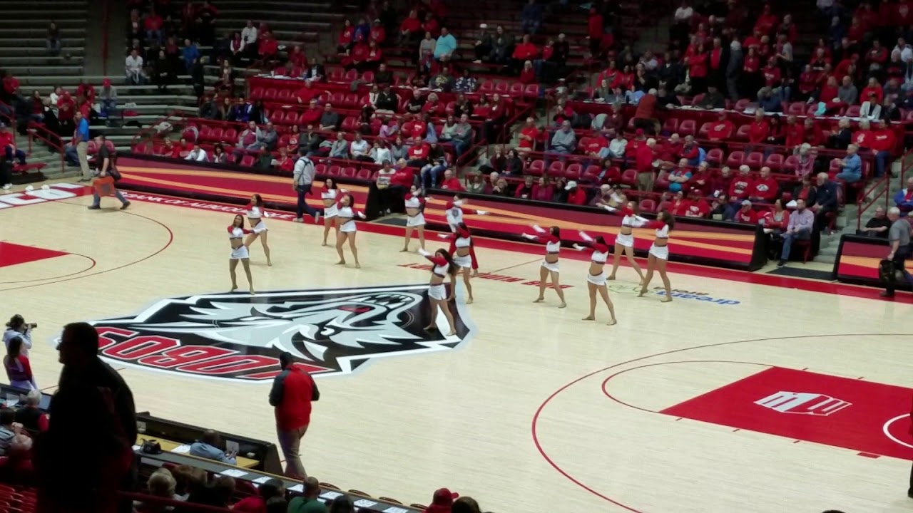 UNM Lobo Dance Team - YouTube