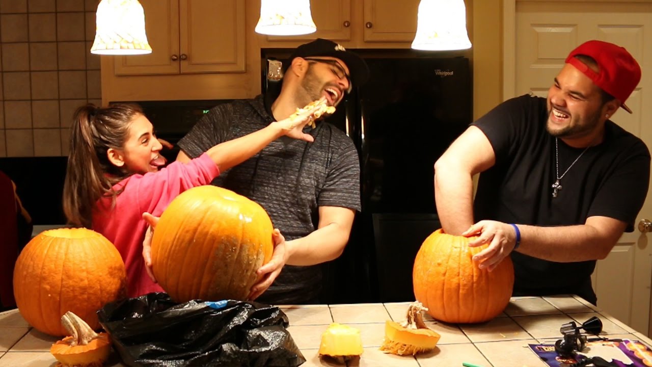 EPIC HALLOWEEN PUMPKIN CHALLENGE!! - YouTube