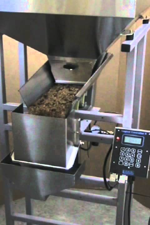 Snack / Cereal Filling Machine: 14 oz granola - YouTube
