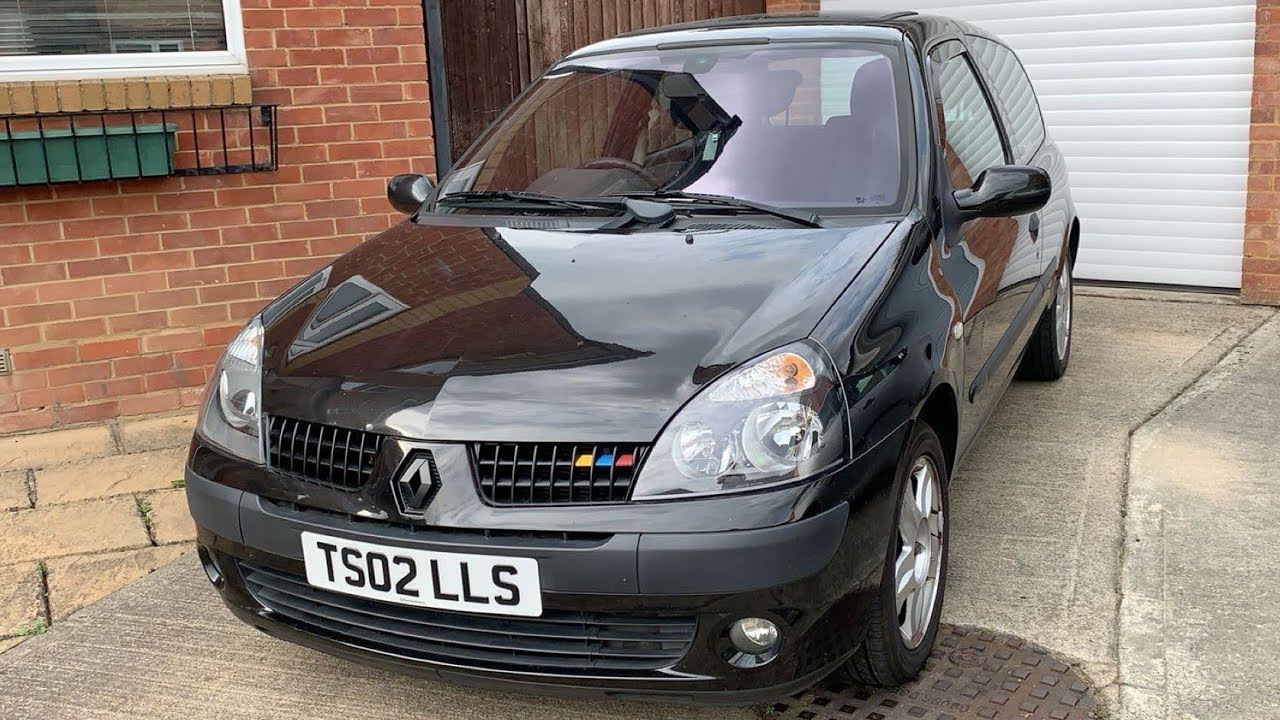 5 Things I LOVE About My Clio! (First Car) - YouTube