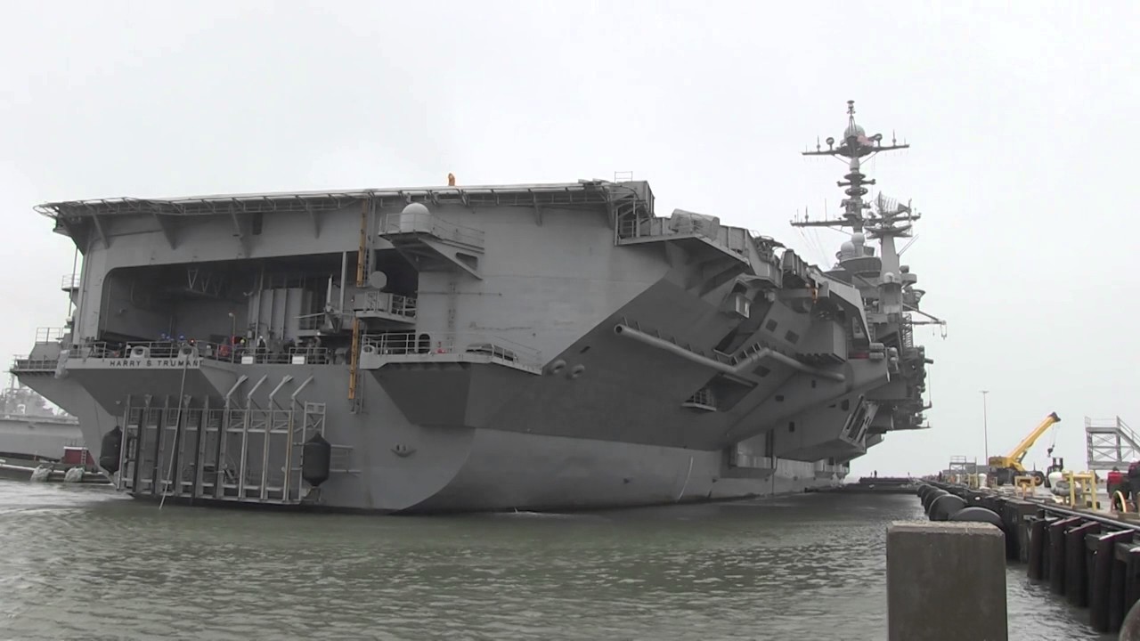 Navy ships sortie from piers in Norfolk ahead of Joaquin - YouTube