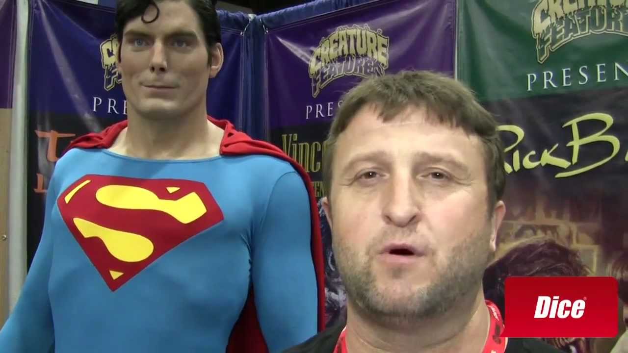 Comic Con 2011: Wow, that really does look like Superman - YouTube