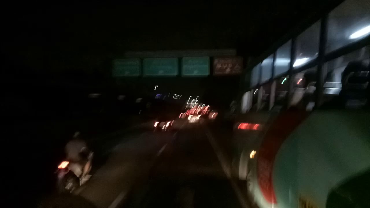 SAFEWAY BUS LINE #14212 versus Newman Goldliner #4020 - YouTube