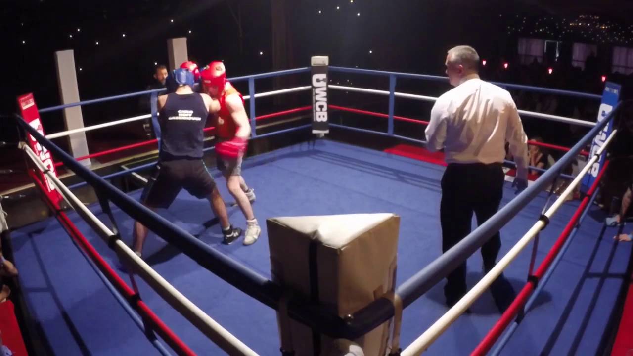 Ultra White Collar Boxing Aldershot | Fight 1 - YouTube