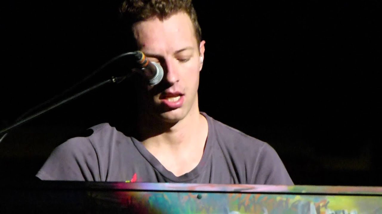 Coldplay - Rocket Man (Elton John Cover) - Sydney November 17th 2012 ...