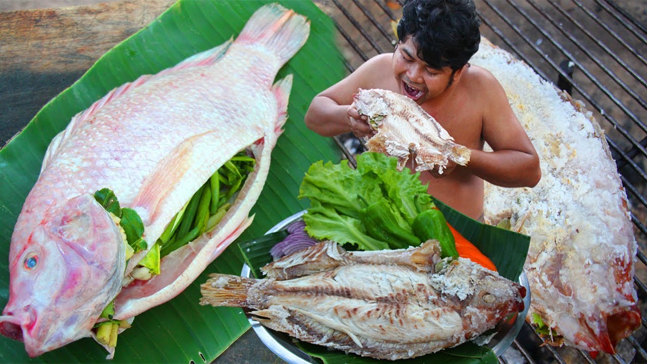 Used Salt Grilled Fish Salad Eating So Delicious With Chili Sauce ...