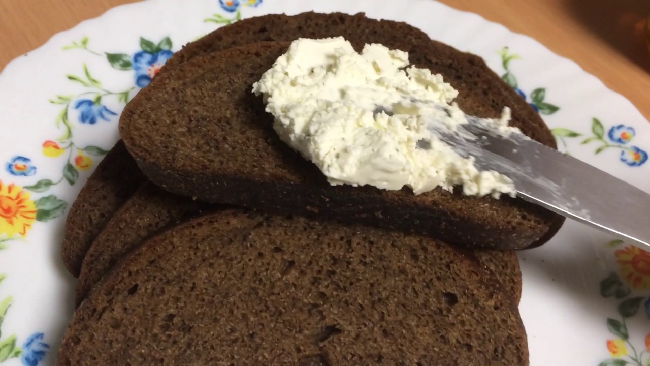 How to Spread a Bread - YouTube