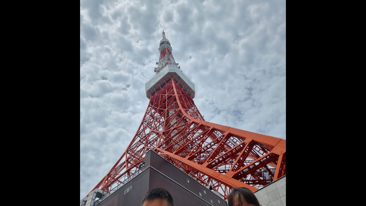 Tokyo Tower Going Up - YouTube