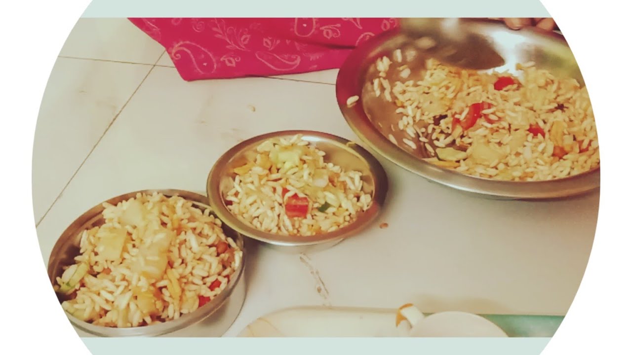 ছুটির দিনে ঝাল মুড়ি মেখে সবাই একসাথে খাওয়া। jhal mudi Kolkata street ...