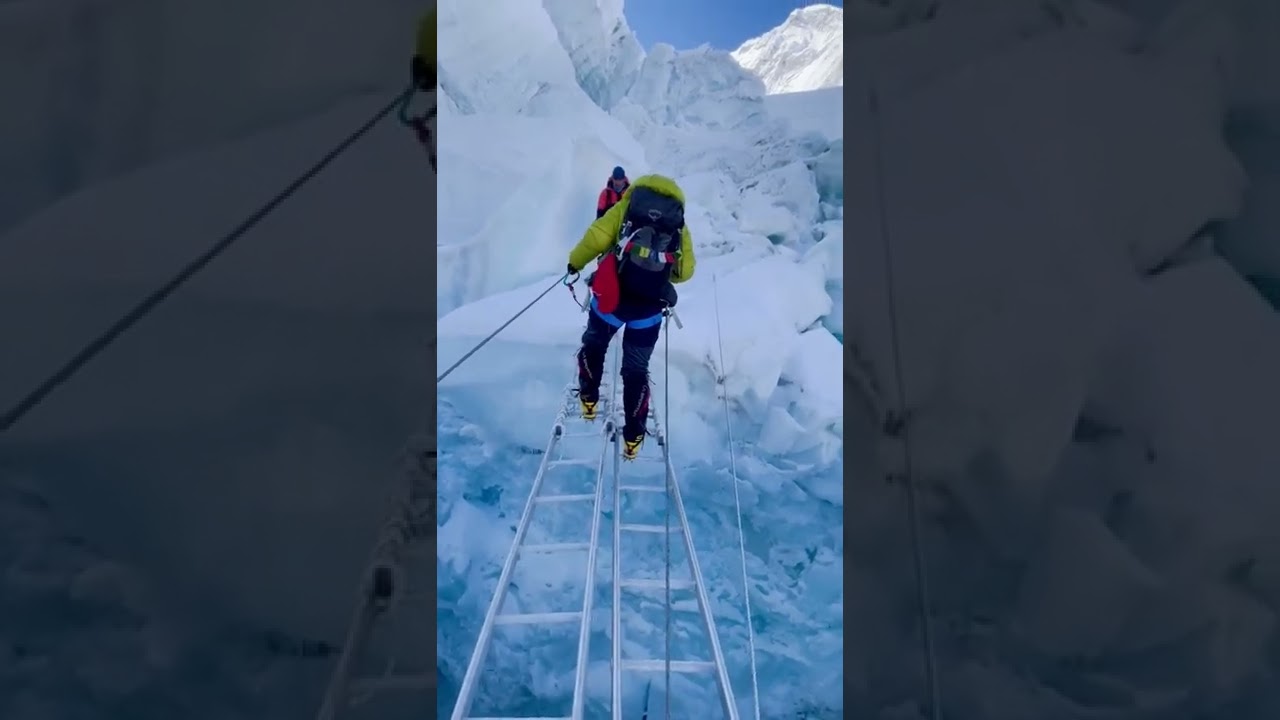 Everest Challenge | Ladder Crossing on Khumbu Icefall | Everest 2023 ...