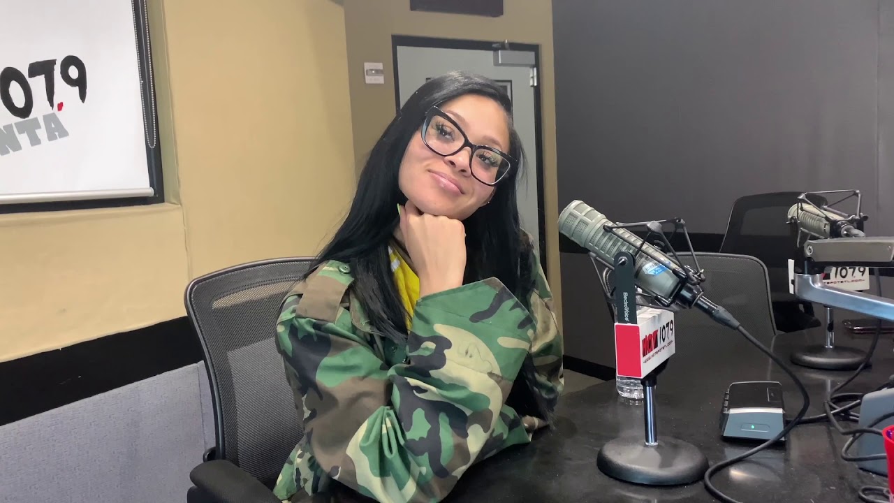 Does Pretty Vee prefer Instagram Over Wild'n Out? - YouTube