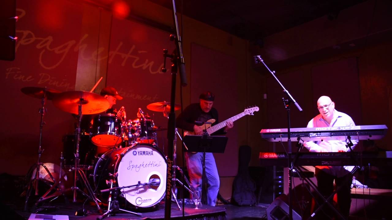 Jay Rowe on keyboards doing Red Hot And Smooth. - YouTube Music