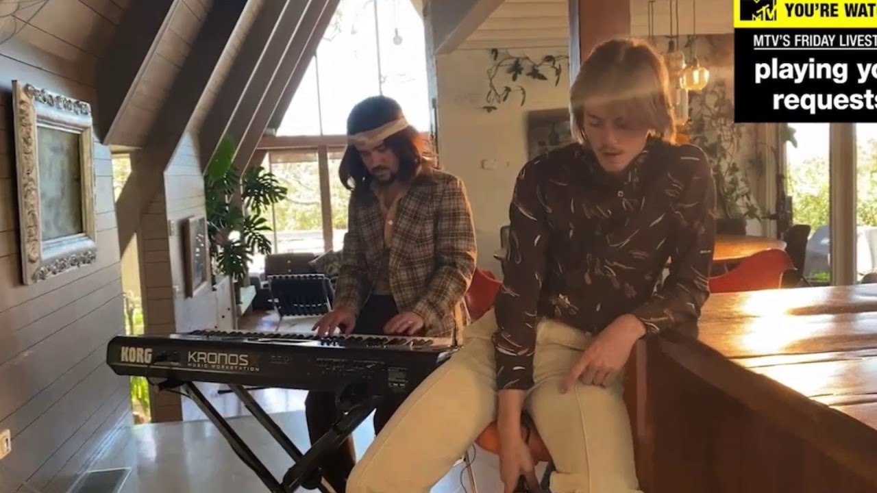 courage- ruel (mtv live performance) - YouTube