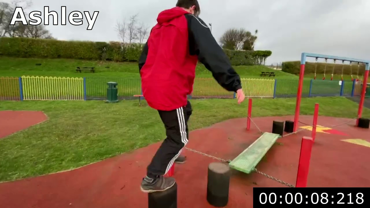 HEAD 2 HEAD CHALLENGE - YouTube
