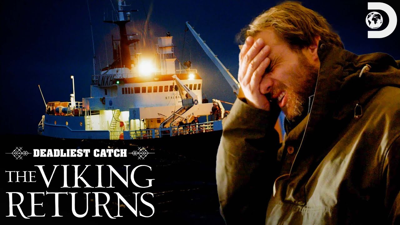 Jake Forced to Return to Town Twice! | Deadliest Catch: The Viking's Return - YouTube